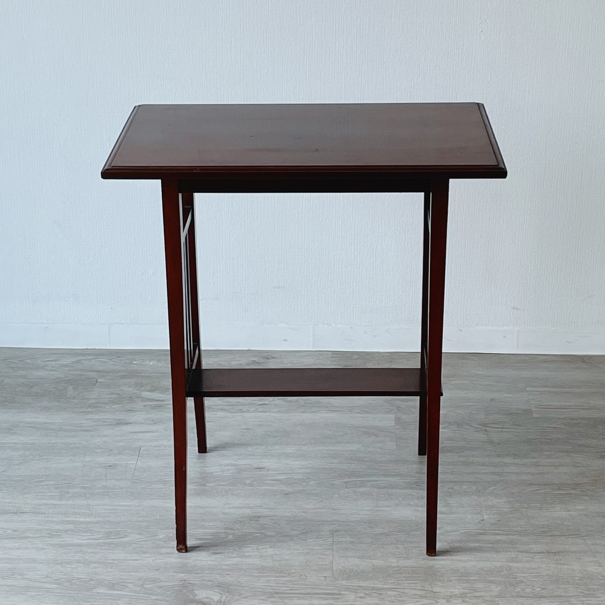 Occasional Table | S.H.P. antiques and vintage from UK, France, Europe...