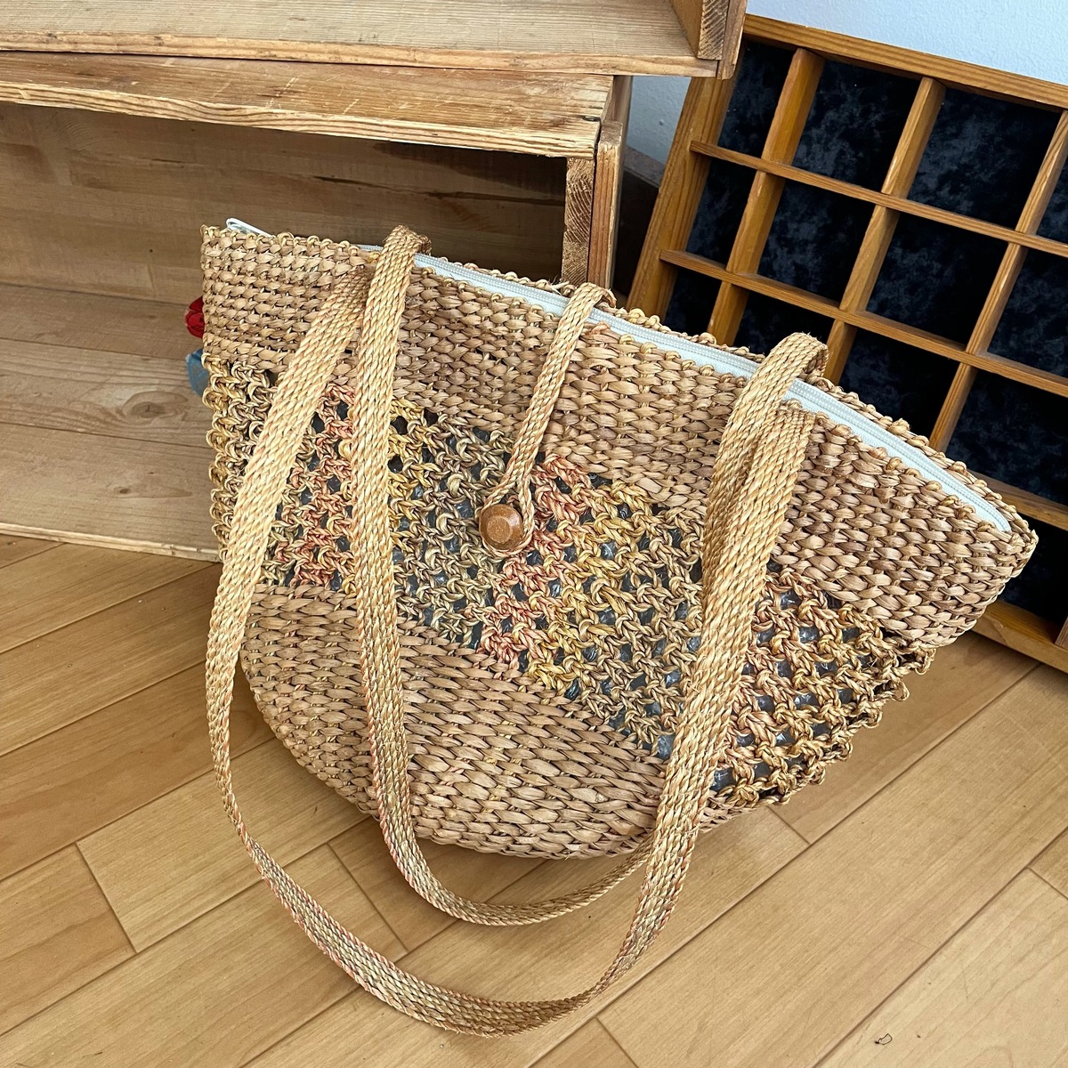 colorful straw bag | hummingvtg