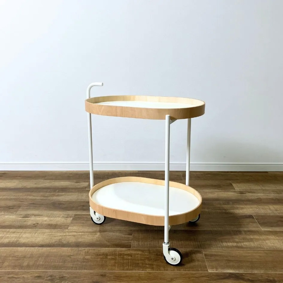 MOHEIM TROLLEY モヘイム キッチンワゴン ホワイト 【中古】【160サイズ】 | kaguTONE -夢見た家具で、くらしにワントーン-