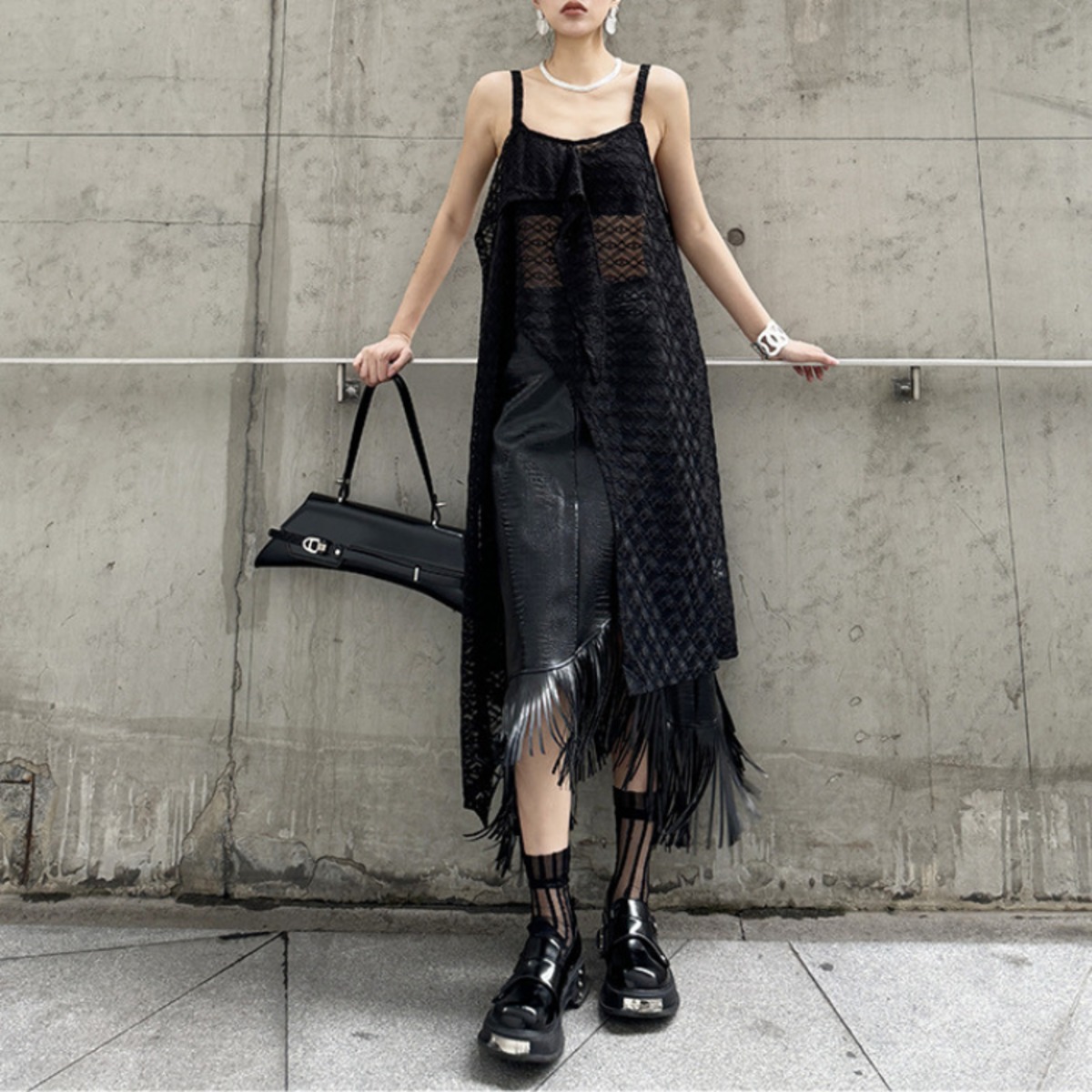 透け感レース×アシメデザインロングキャミソール 2col R01428 | R.Queen