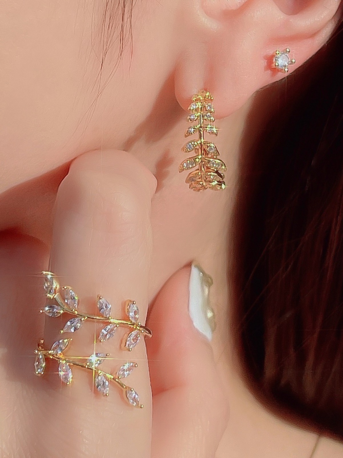 Hoop leaf | at3 | あなたの魅力を引き出すアクセサリー