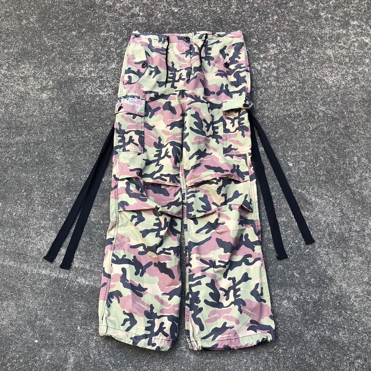 UFO camo rave cargo pants | social vintage