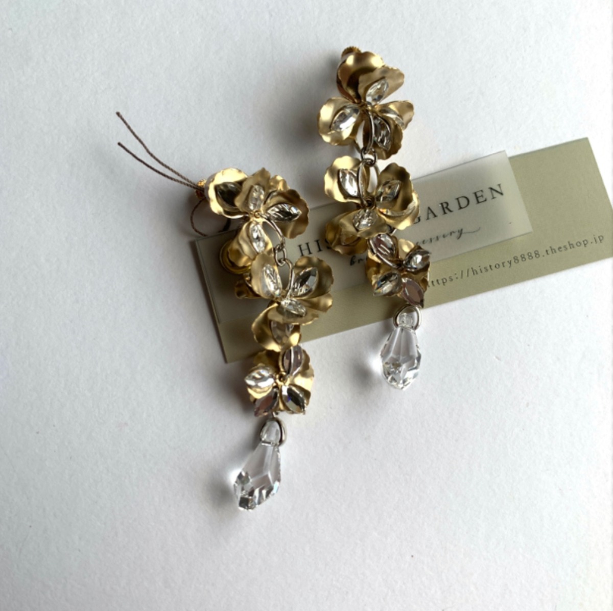 revival three flower crystal / pierce・earring | HISTORY GARDEN
