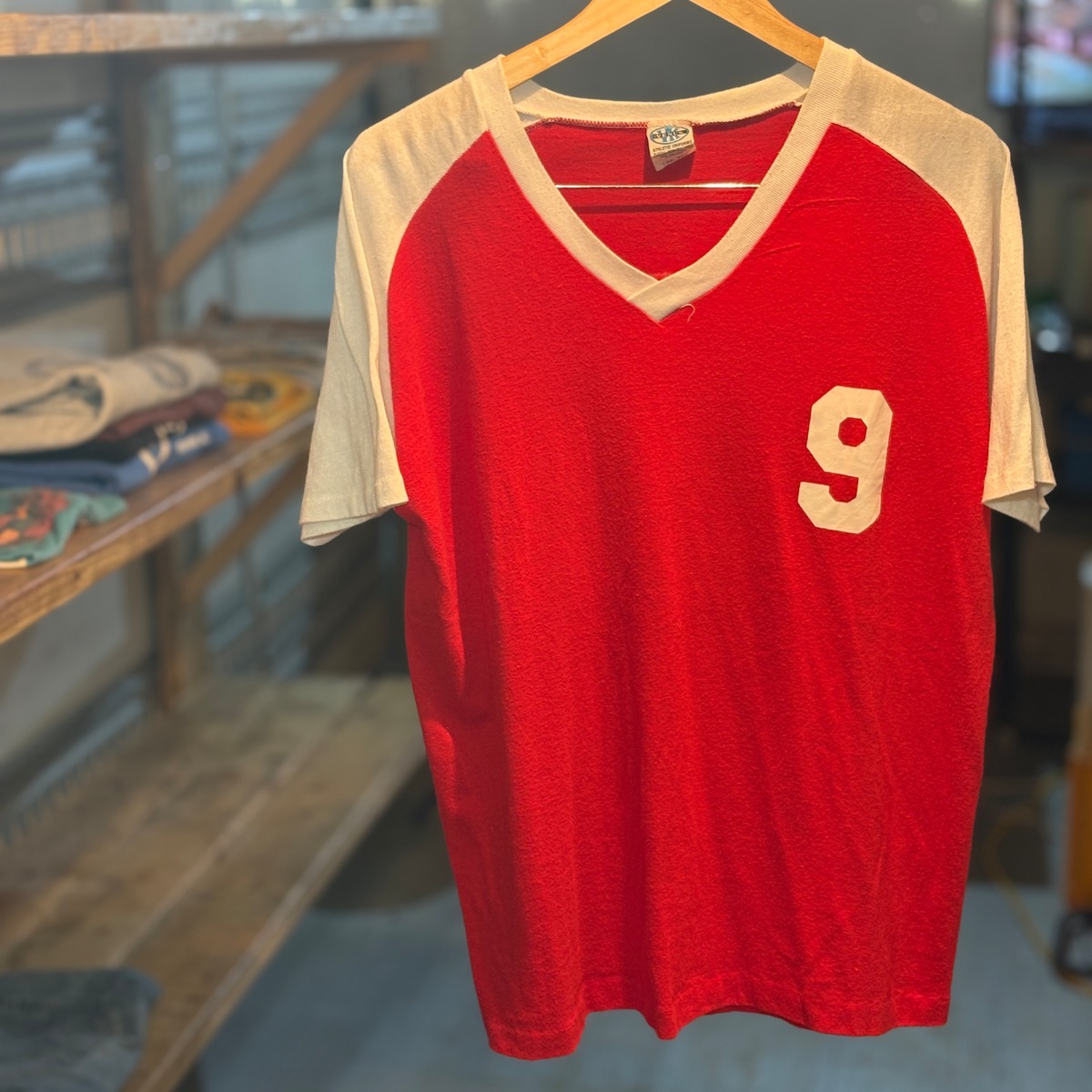 80s VENUS numbering T-shirt Firehouse Back Print | SUNNY