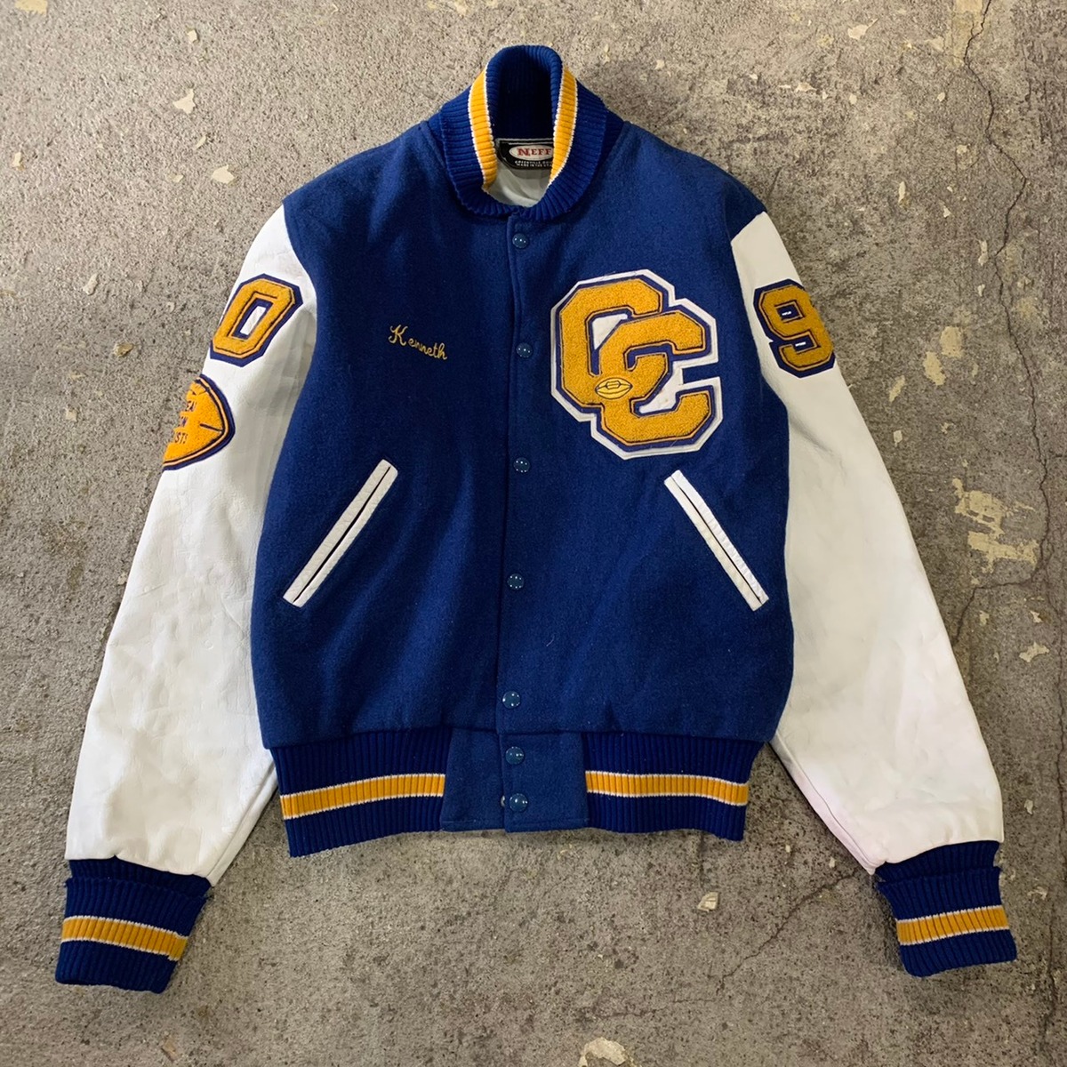 90s neff stadium jacket | What’z up