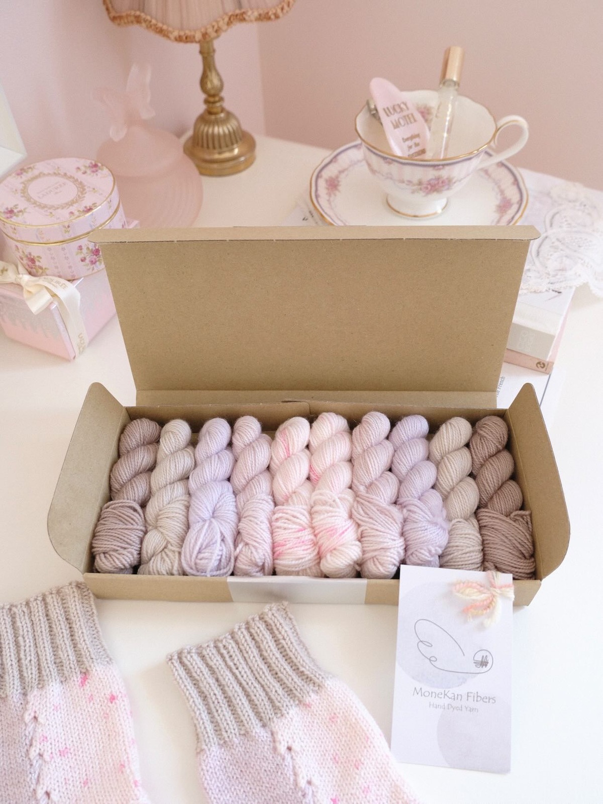 "Pre-Order 2" Goshiki Kanon Sock Set -milchi tea time - | MoneKan Fibers