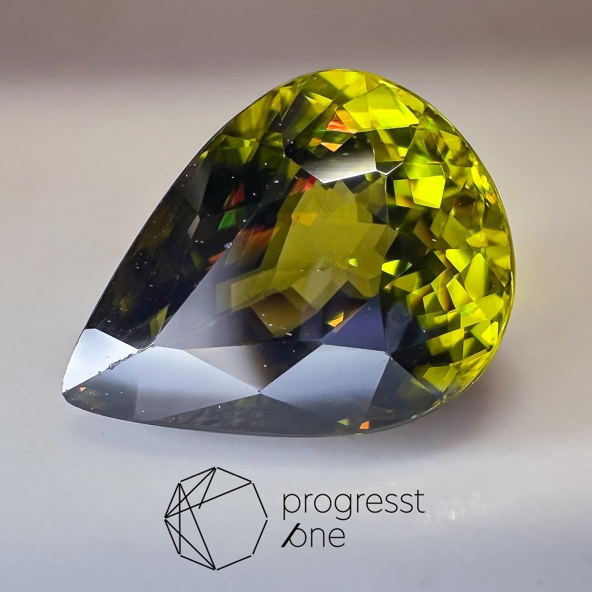 スフェーン1.75ct | progresstone