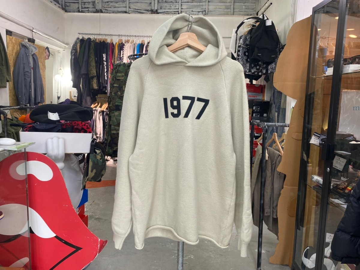 ESSENTIALS 1977 LOGO KNIT HOODIE WHEAT MEDIUM 06126 | BRAND BUYERS OSAKA