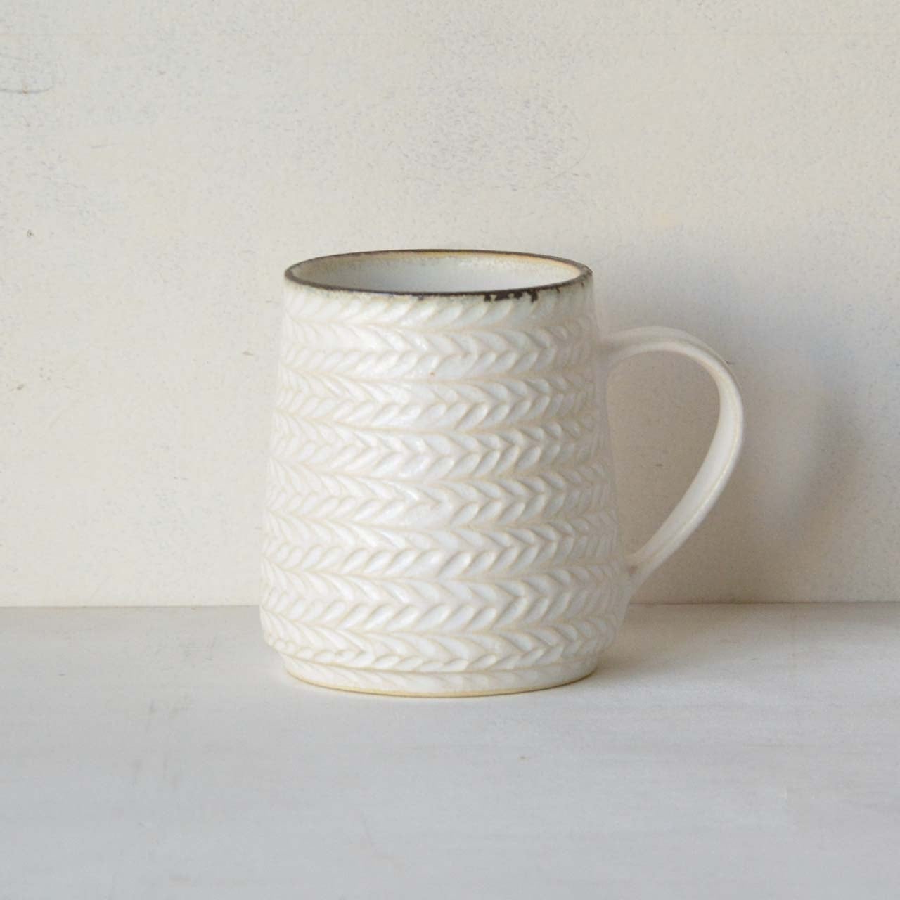 はしもとさちえ 彫マグ siro（25-014-A） | MIGO LABO