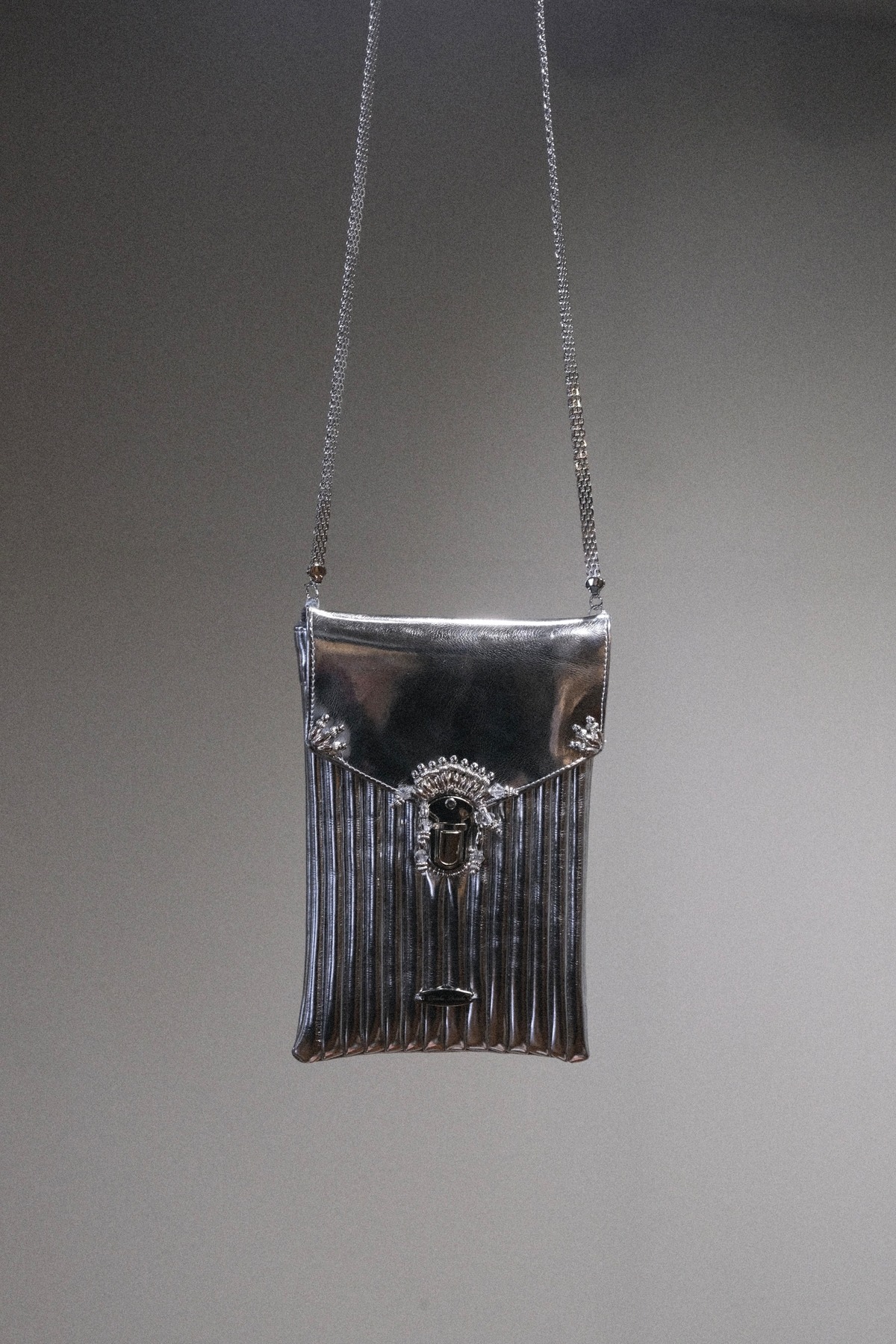 【Tanaka Daisuke】metal armor sacoche | loop