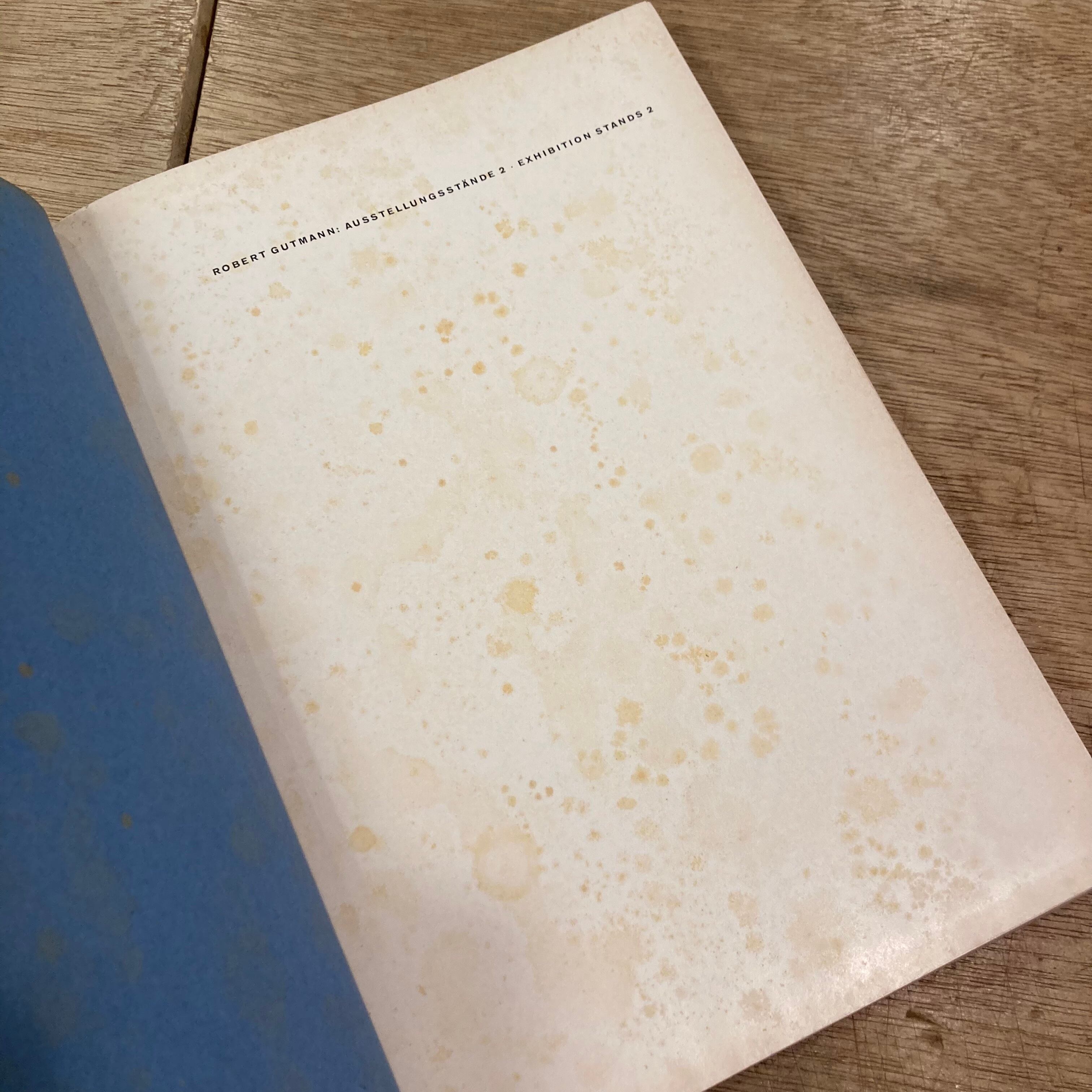 AUSSTELLUNGSSTÄNDE・ EXHIBITION STANDS 2 / ROBERT GUTMANN | 百年