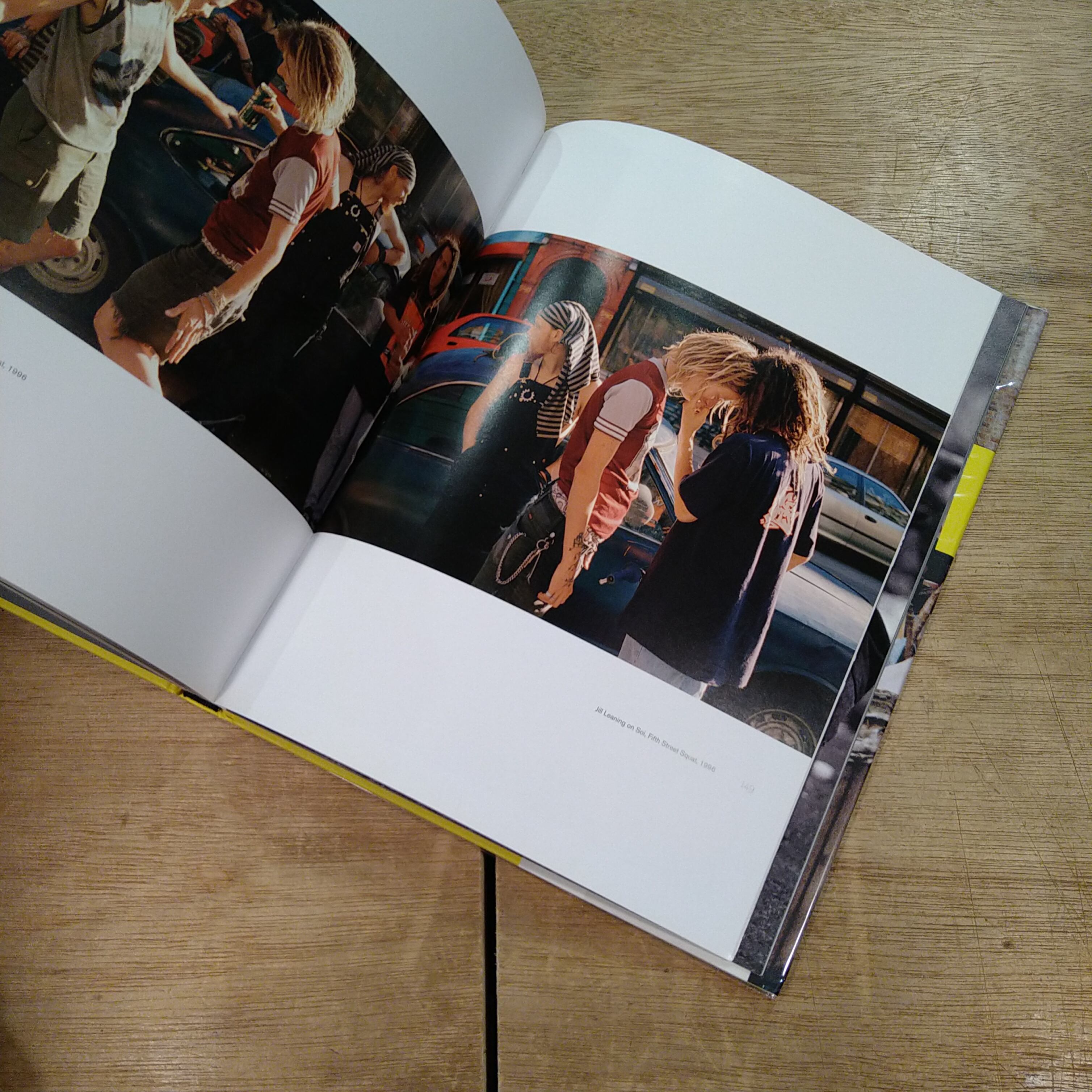 KILL CITY: Lower East Side Squatters 1992-2000 / Ash Thayer | 百年