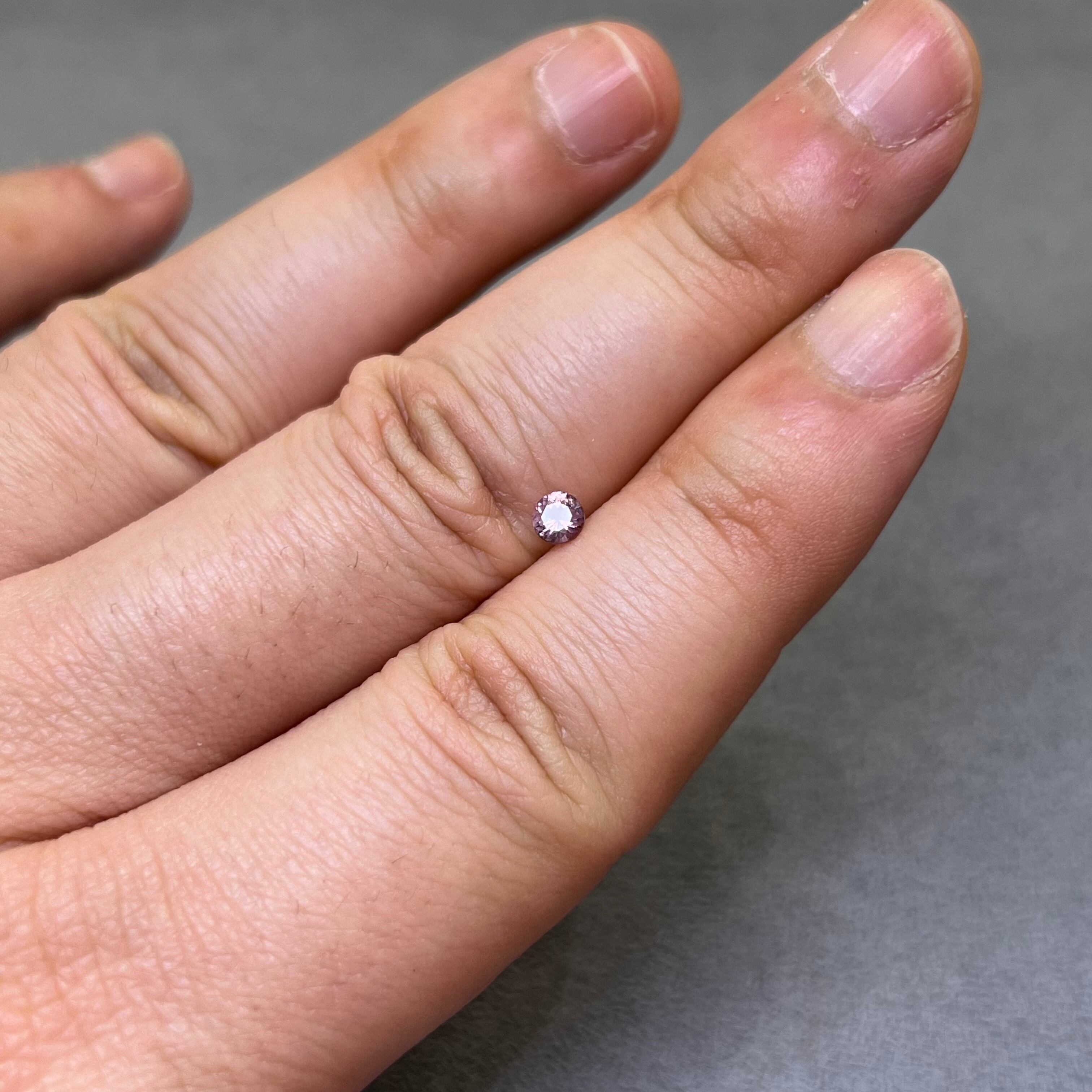 サファイア 0.23ct 3.59mm ラウンドルース スリランカ産 | 鈴木屋