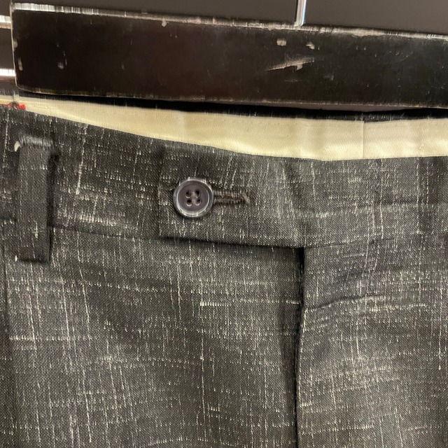 GALA 2Tuck Slacks | VOSTOK