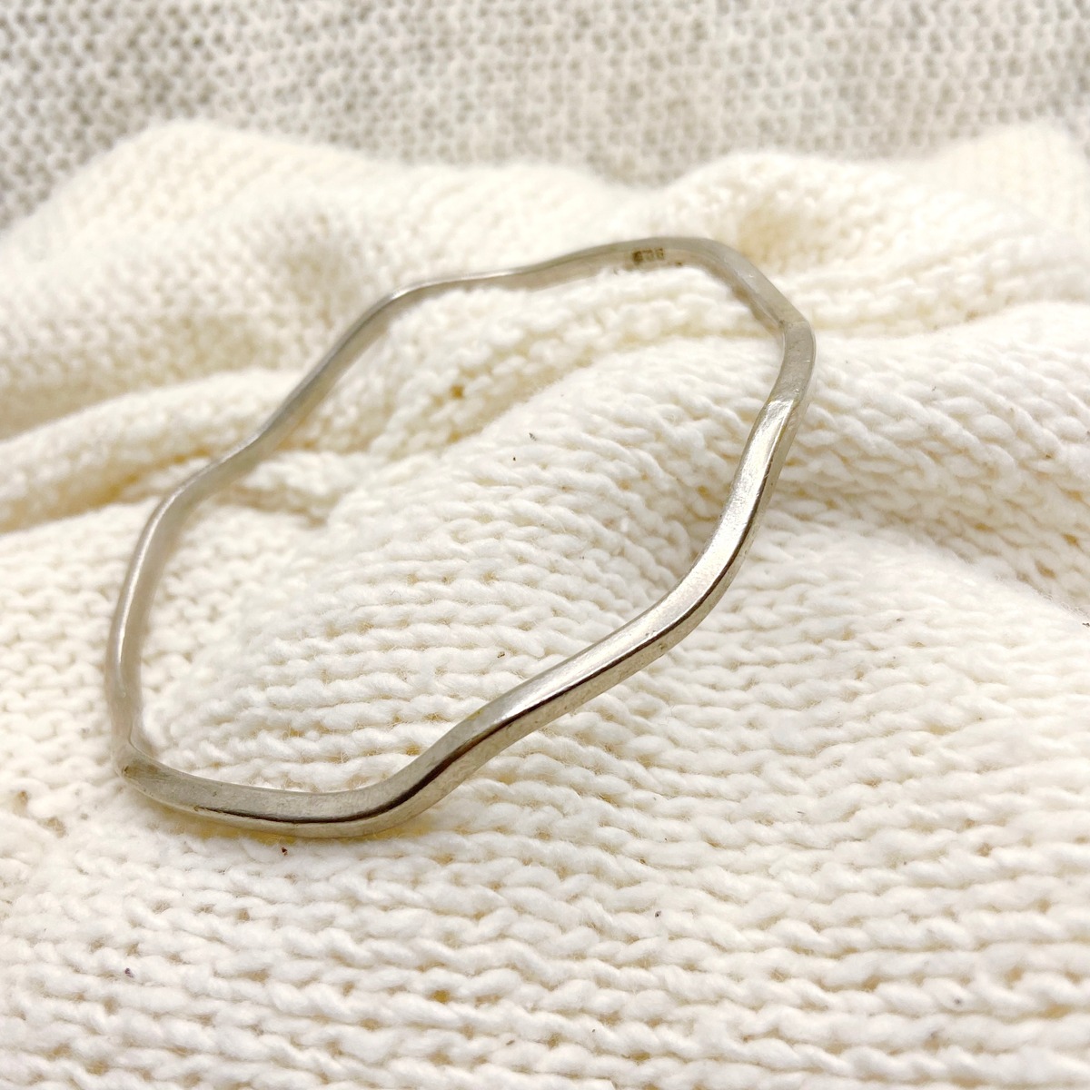 925 silver wave bangle | LEMON