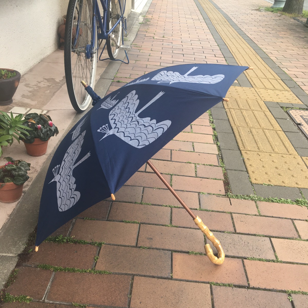 「392」日傘 鳥柄 | twobees