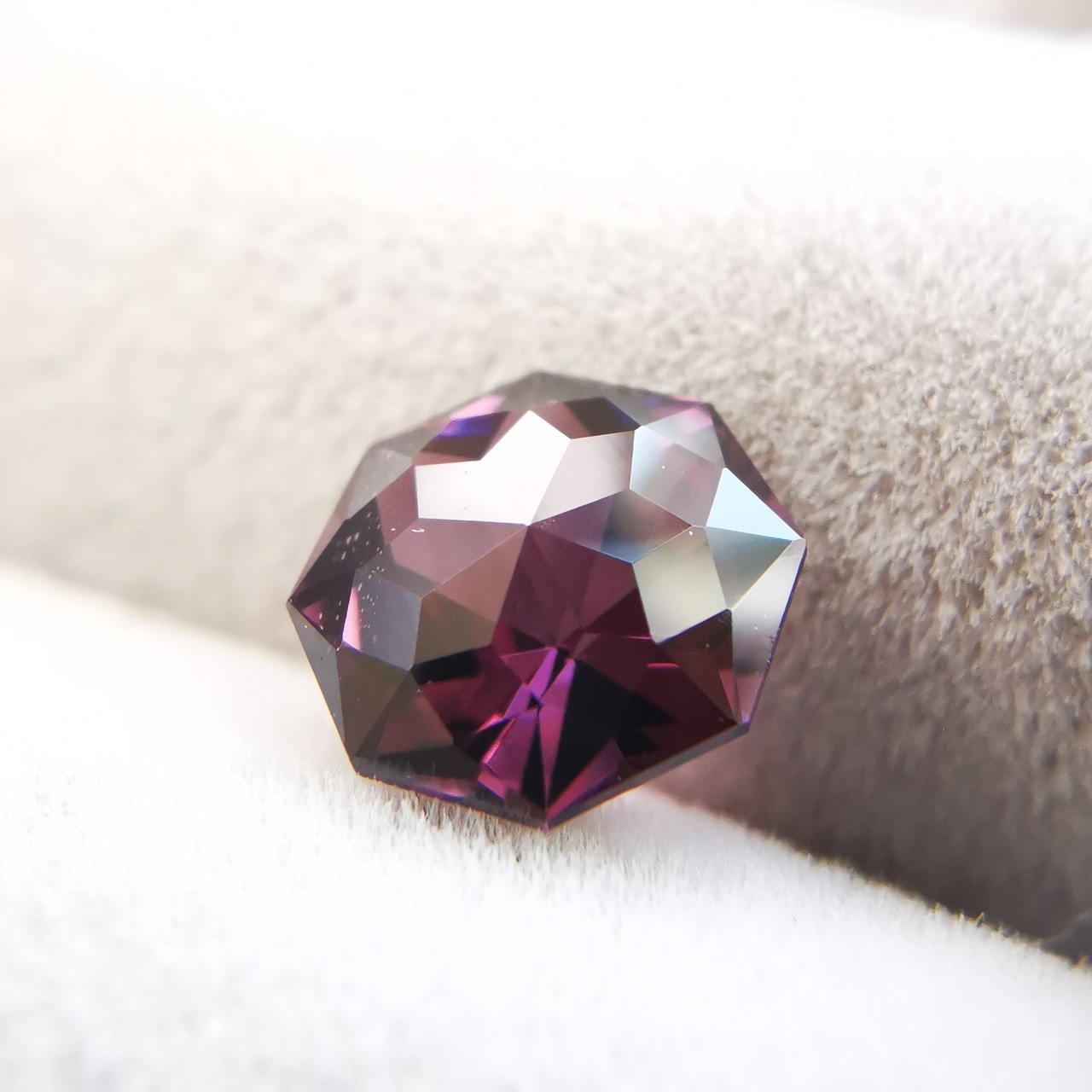 スピネル 1.01ct / A-0710 | Tam＆Tam Gem