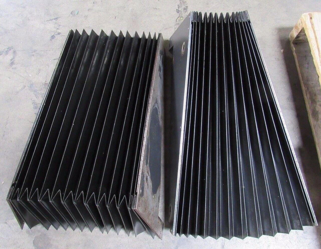 2 個のベローズカバー 22" L、8-3/4" H FR MAZAK IMPULSE 30H ドリル＆アンプタップセンターCNC | Pay ID