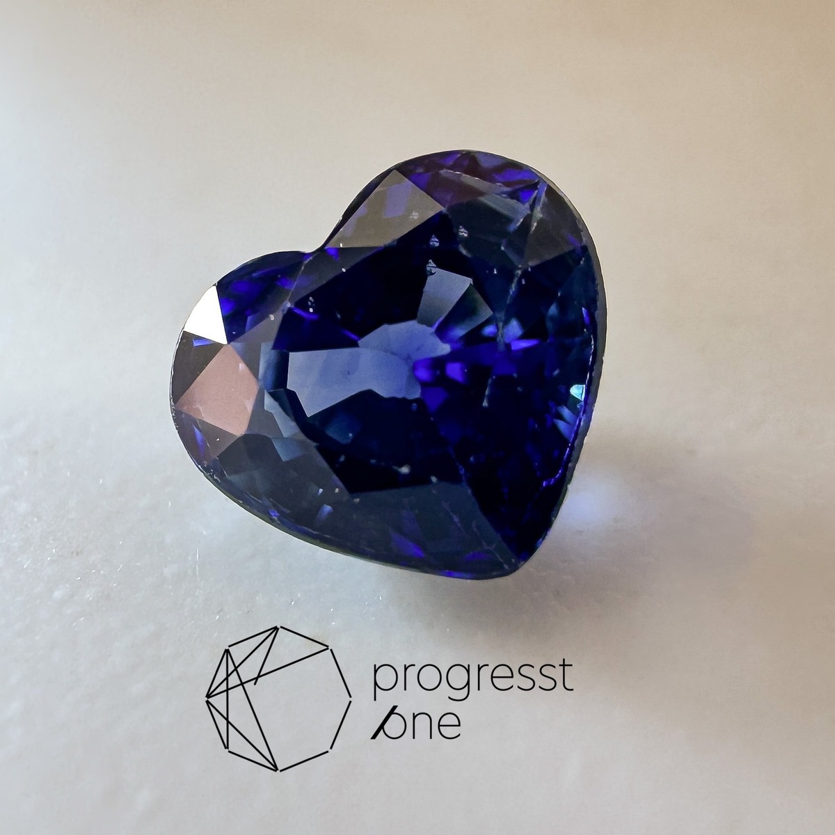 ブルーサファイア0.70ct | progresstone