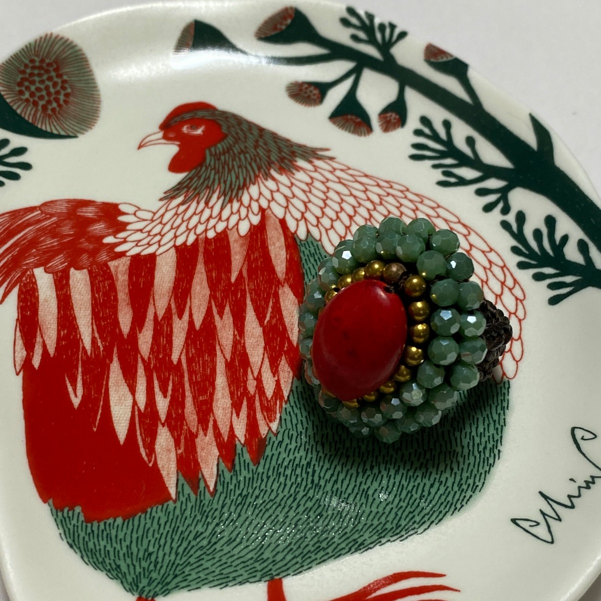 ゴージャスなストーンリング レッド | jcoordi-shop インポートアクセサリー・雑貨専門店