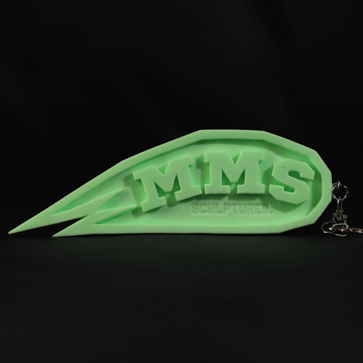 MMS EMBLEM KEYHOLDER - ネオングリーン | M&Ms(メイキングアンドモンスターズ)