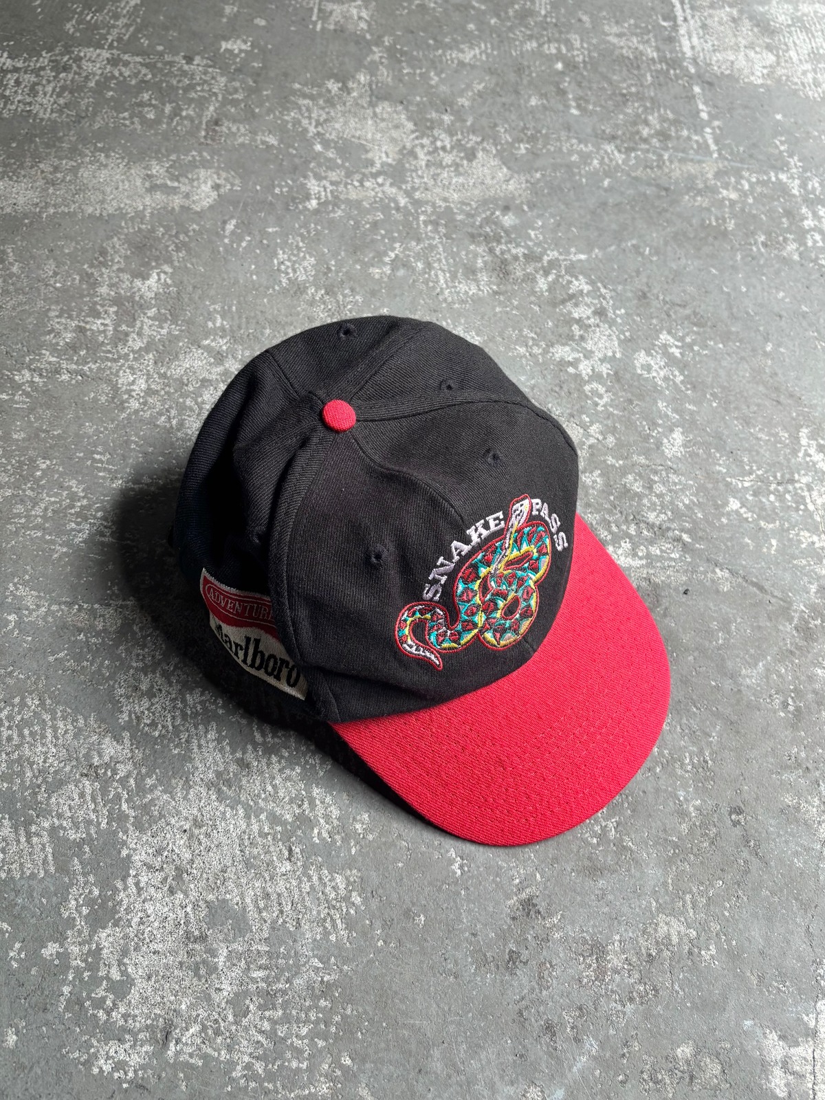 90s Marlboro SNAKE PASS cap | used.memento