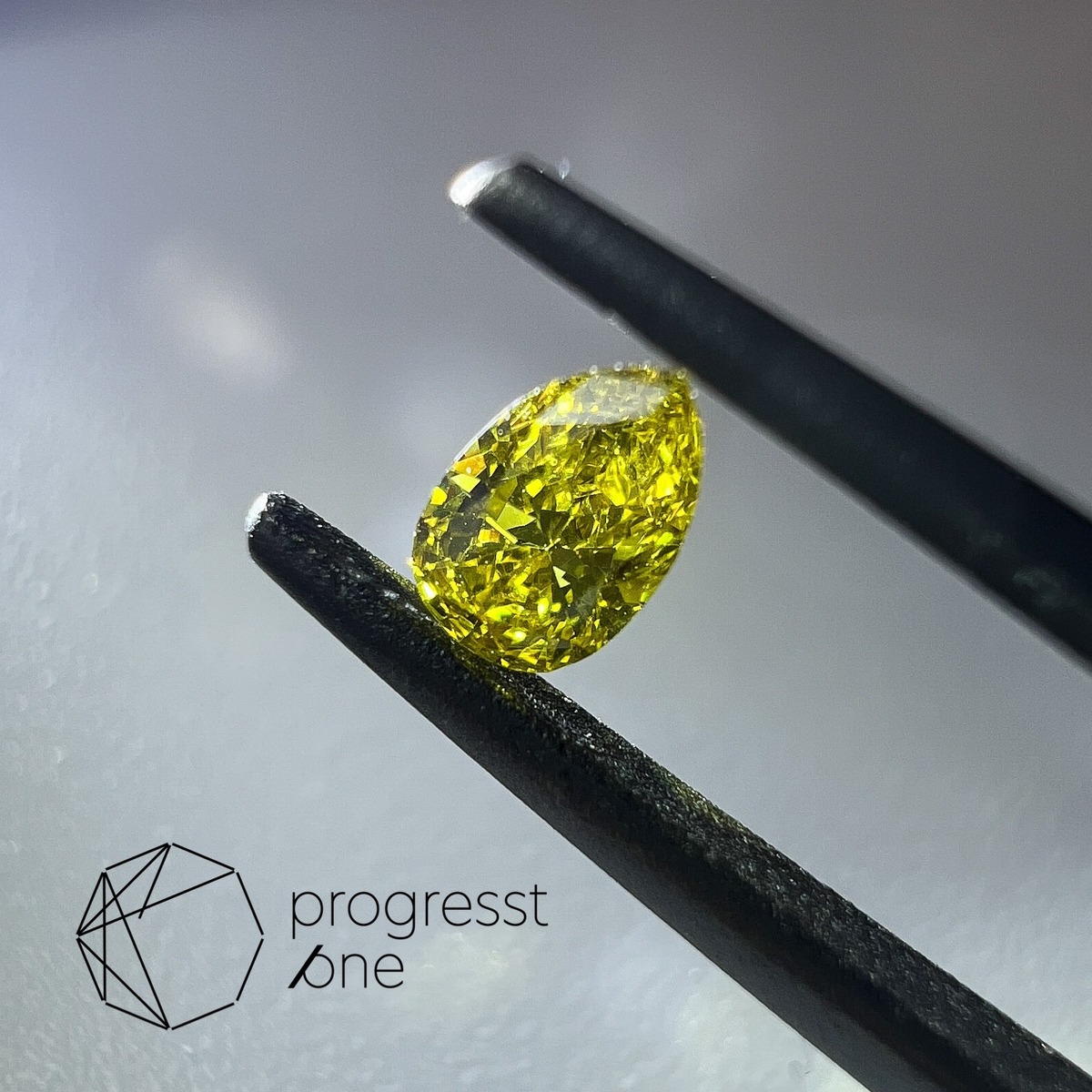 トリートイエローダイヤモンド0.11ct | progresstone