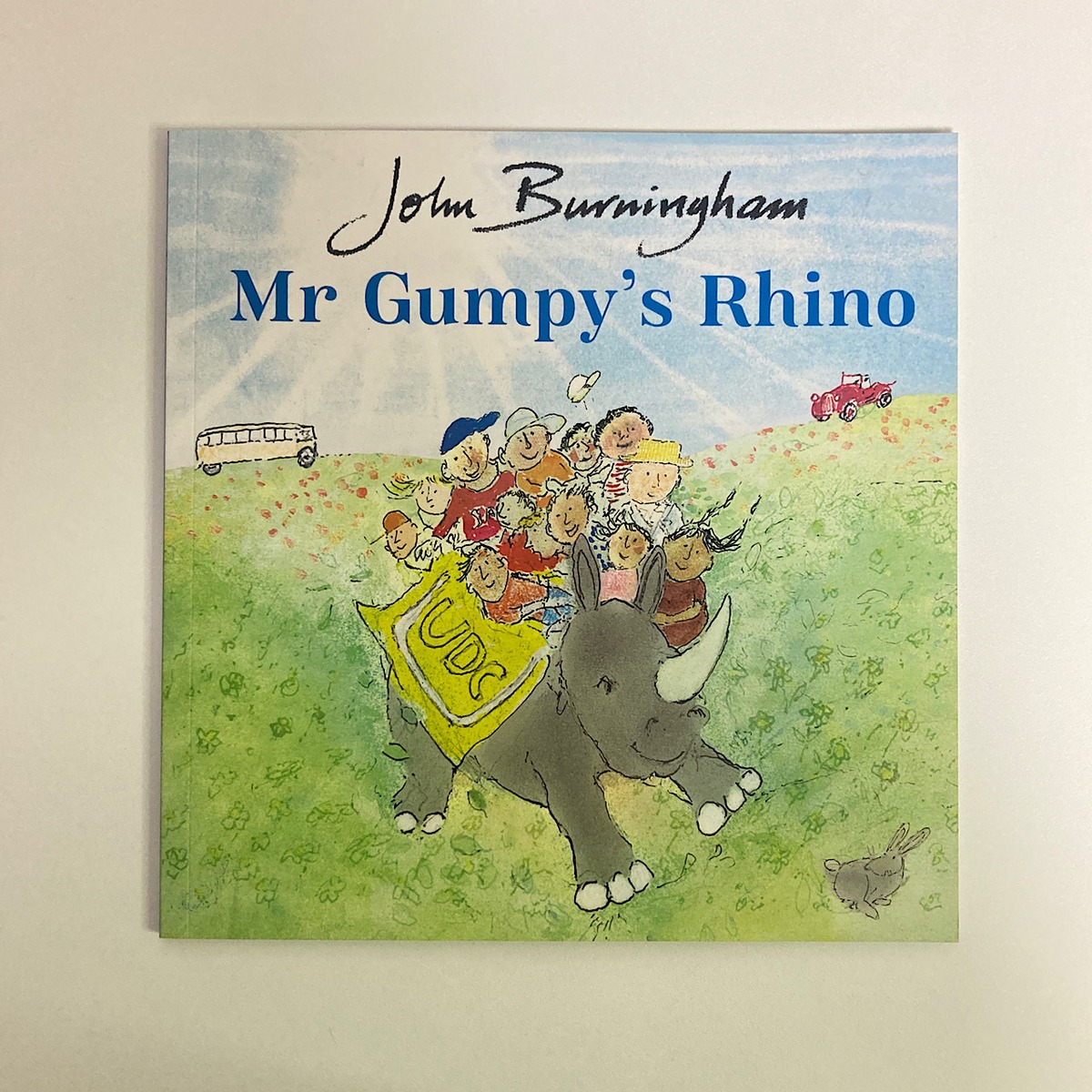 Mr Gumpy's Rhino | 素敵な洋書の絵本のお店 Read Leaf Books
