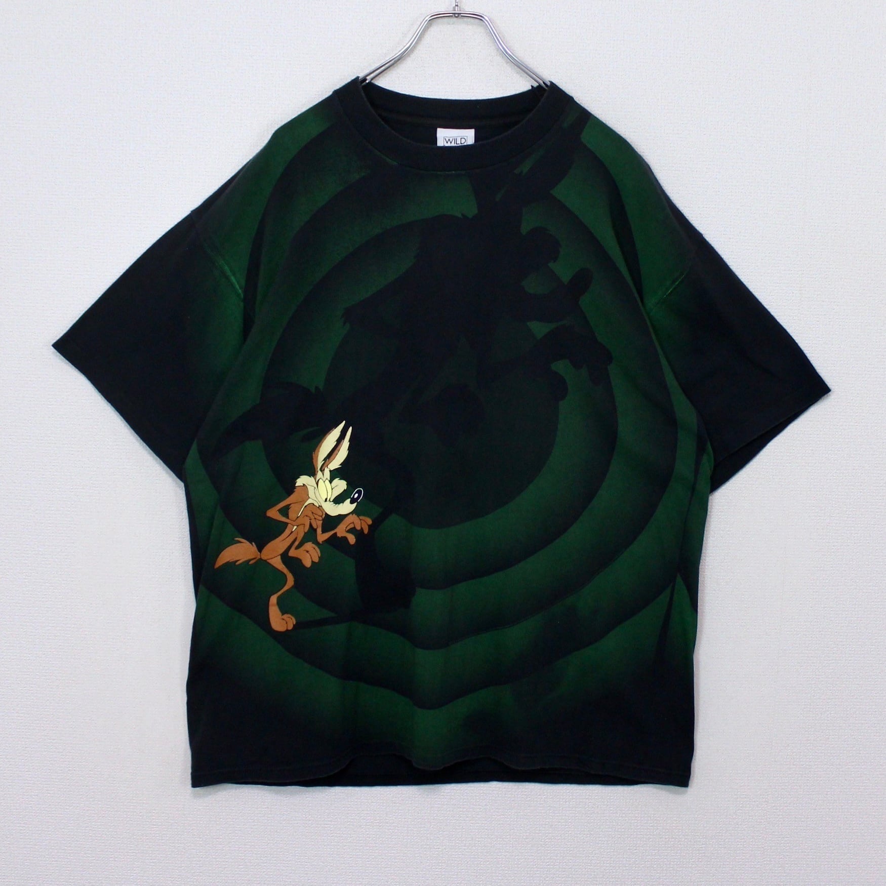 caka-act2-loony-tunes-90-s-wile-e-coyote-vintage-loose-t-shirt