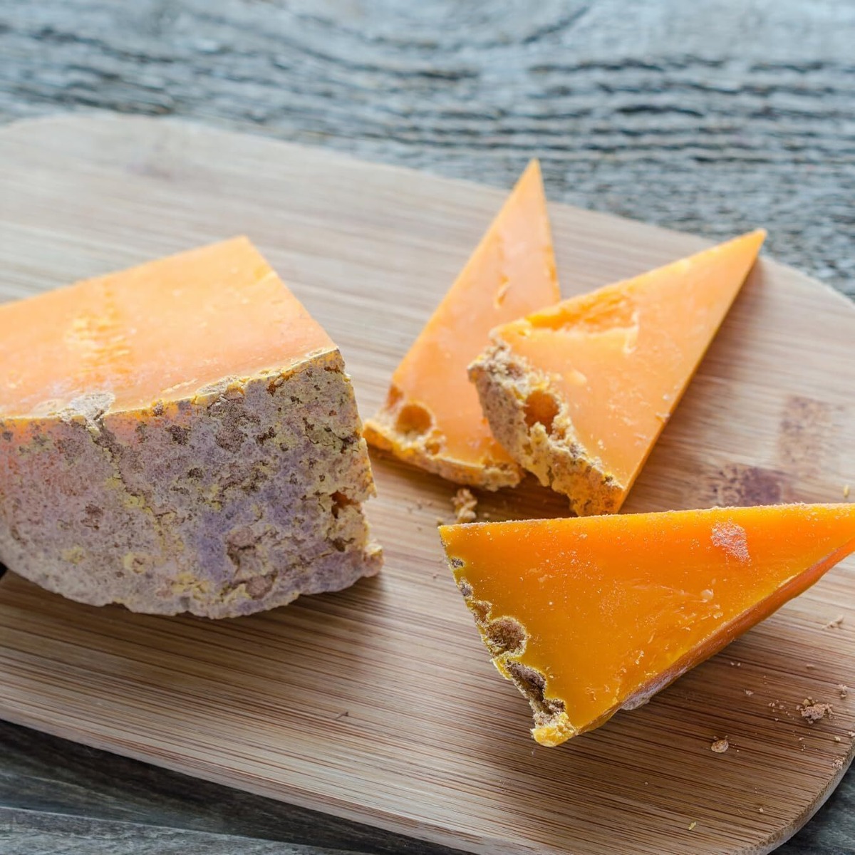 ミモレット エクストラ ヴィエイユ 18ヶ月以上熟成 100g 熟成 ハード チーズ 切りたて Aged Hard Cheese ...