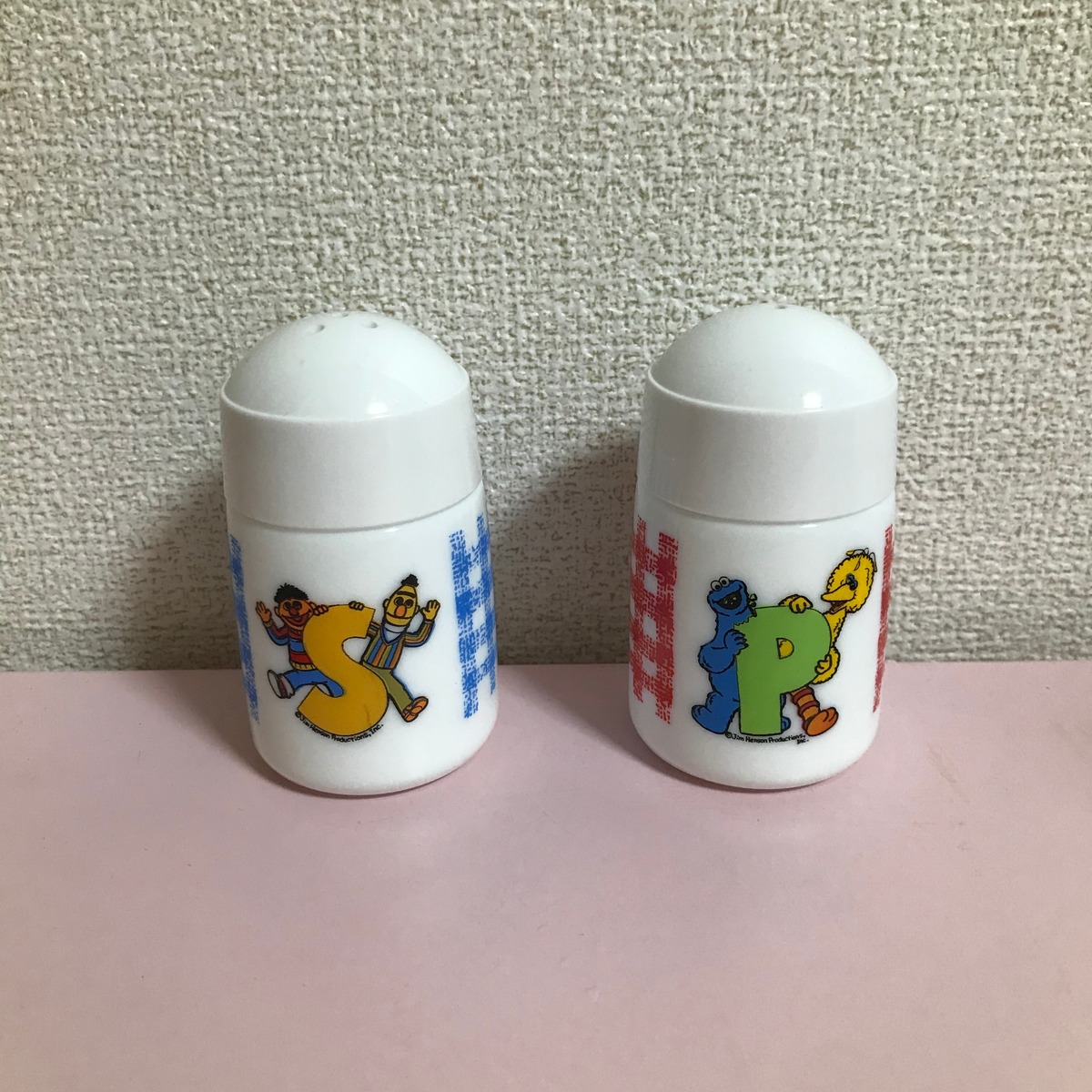 セサミストリート ソルトアンドペッパー ヴィンテージのアメリカン雑貨 Sesame Street Salt & Pepper | Honey ...