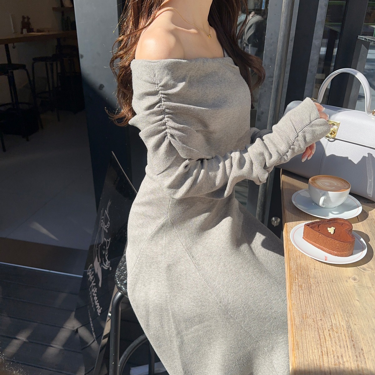 one shoulder décolleté knit op（ light gray ） | Ogue.