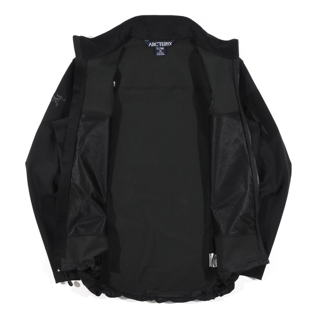 ARC’TERYX GAMMA LT JACKET by Deloitte. | PLAIRE