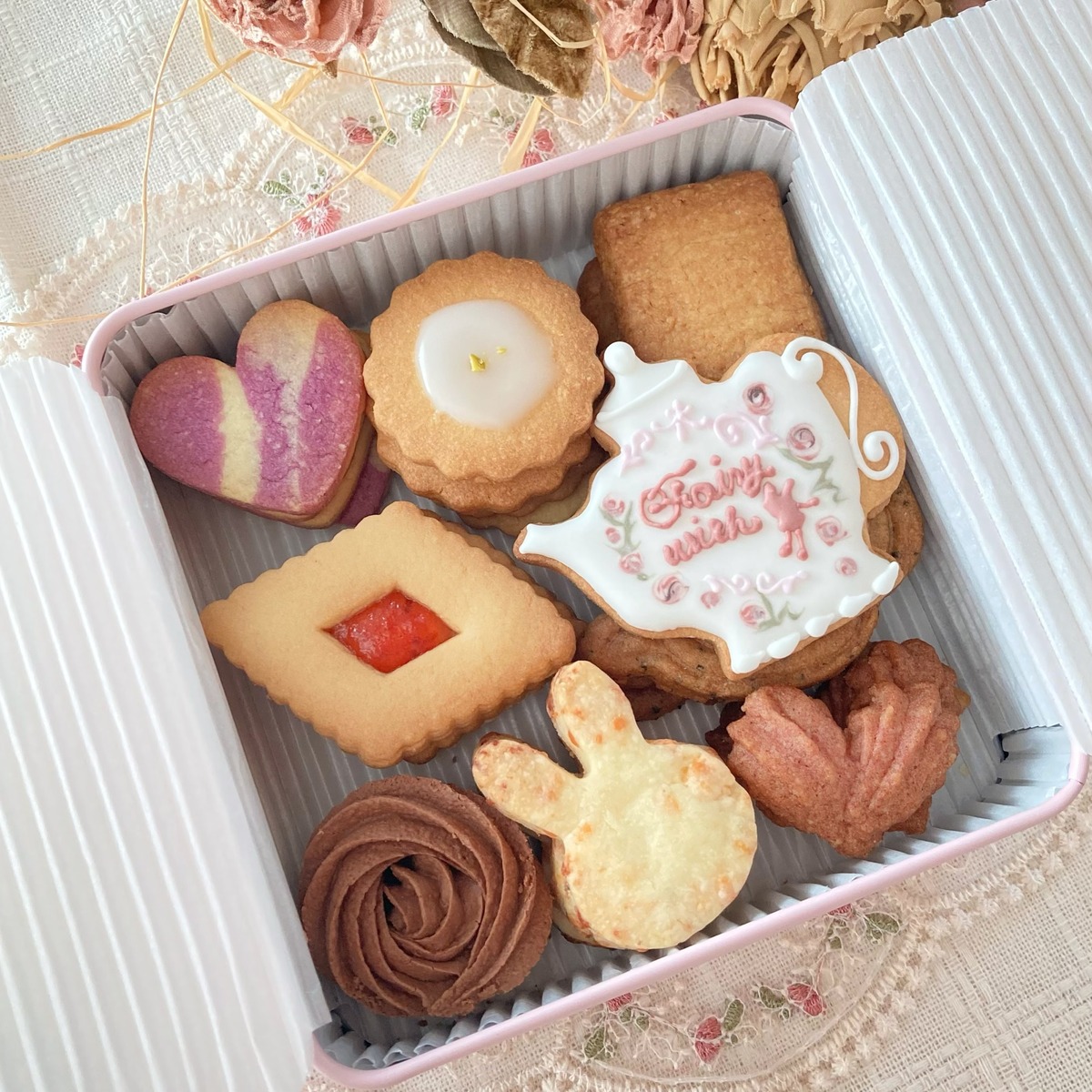 【展示】Fairy wishオープン記念のクッキー缶 | Petit Ronron