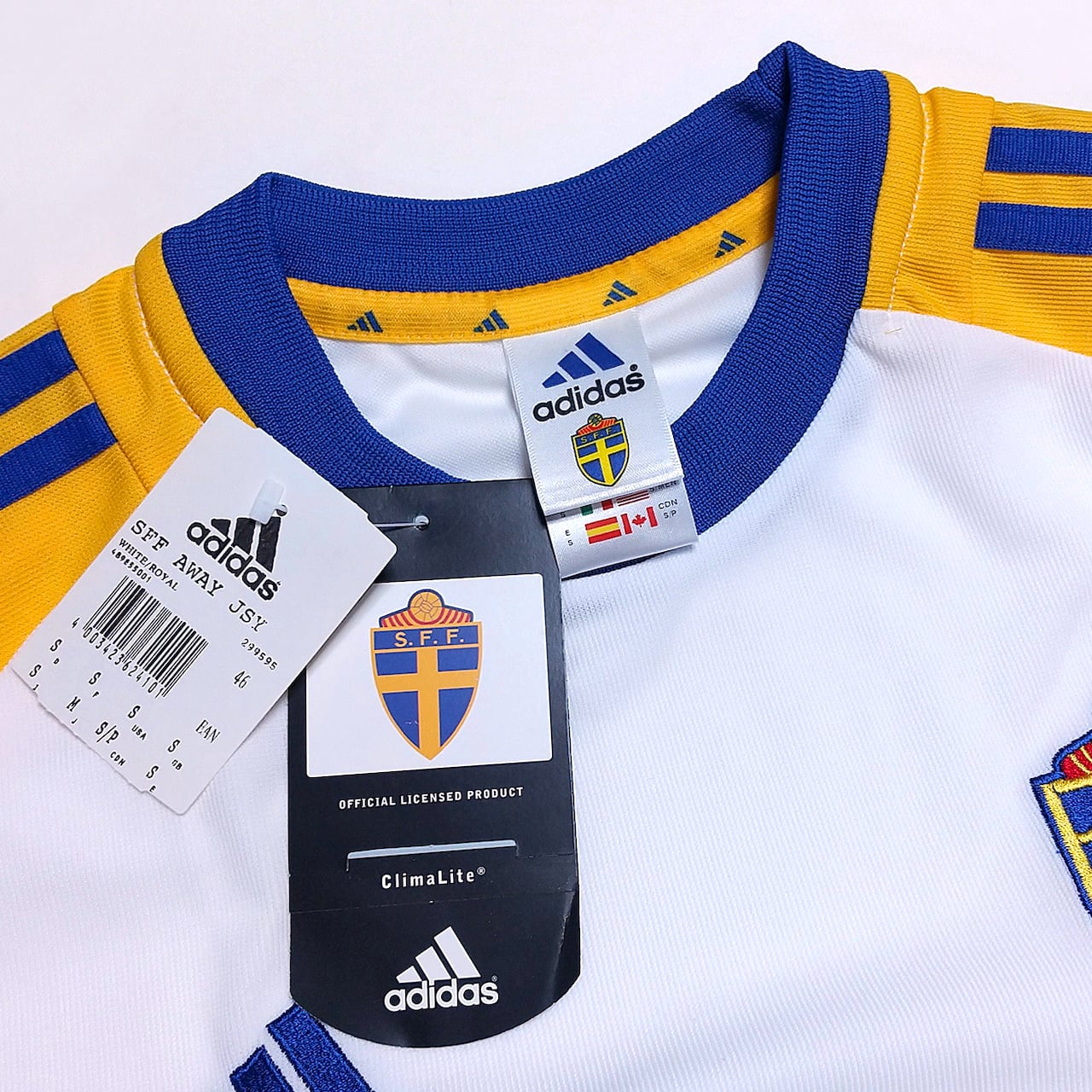 スウェーデン代表 2002 adidas アウェイ半袖 ユニフォーム スウェーデン代表 2002 adidas アウェイ半袖 ユニフォーム
