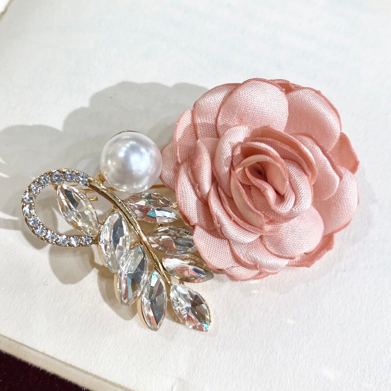 pink rose brooch | Pay ID