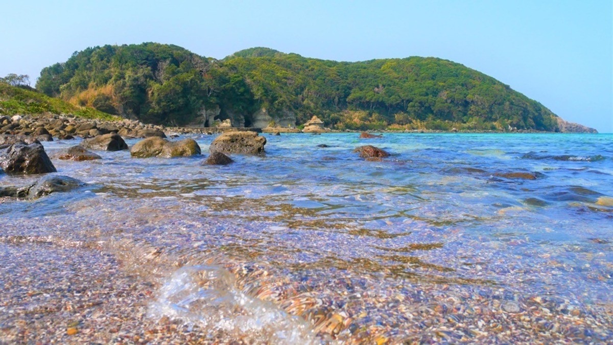 佐潟の洞窟 4k | Harada Office