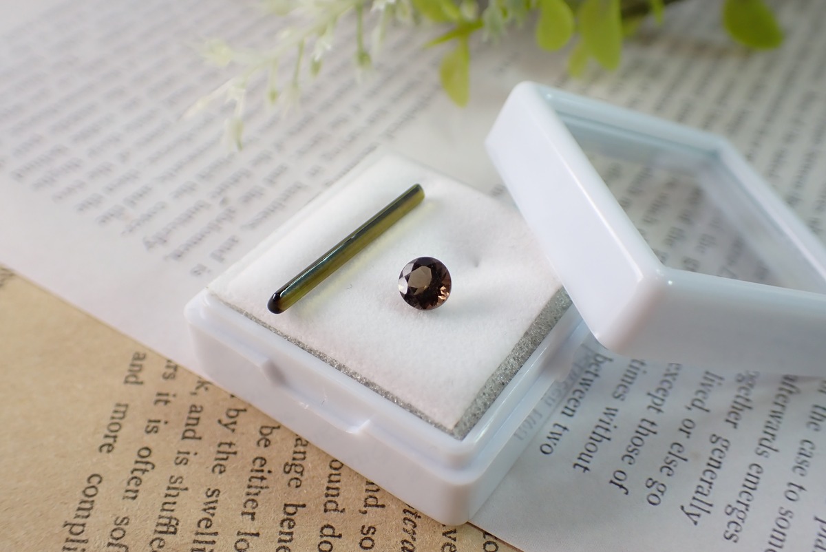 【原石セット】トルマリン 0.33ct/0.77ct [C2‐115] | differencee(ディファレンシー)