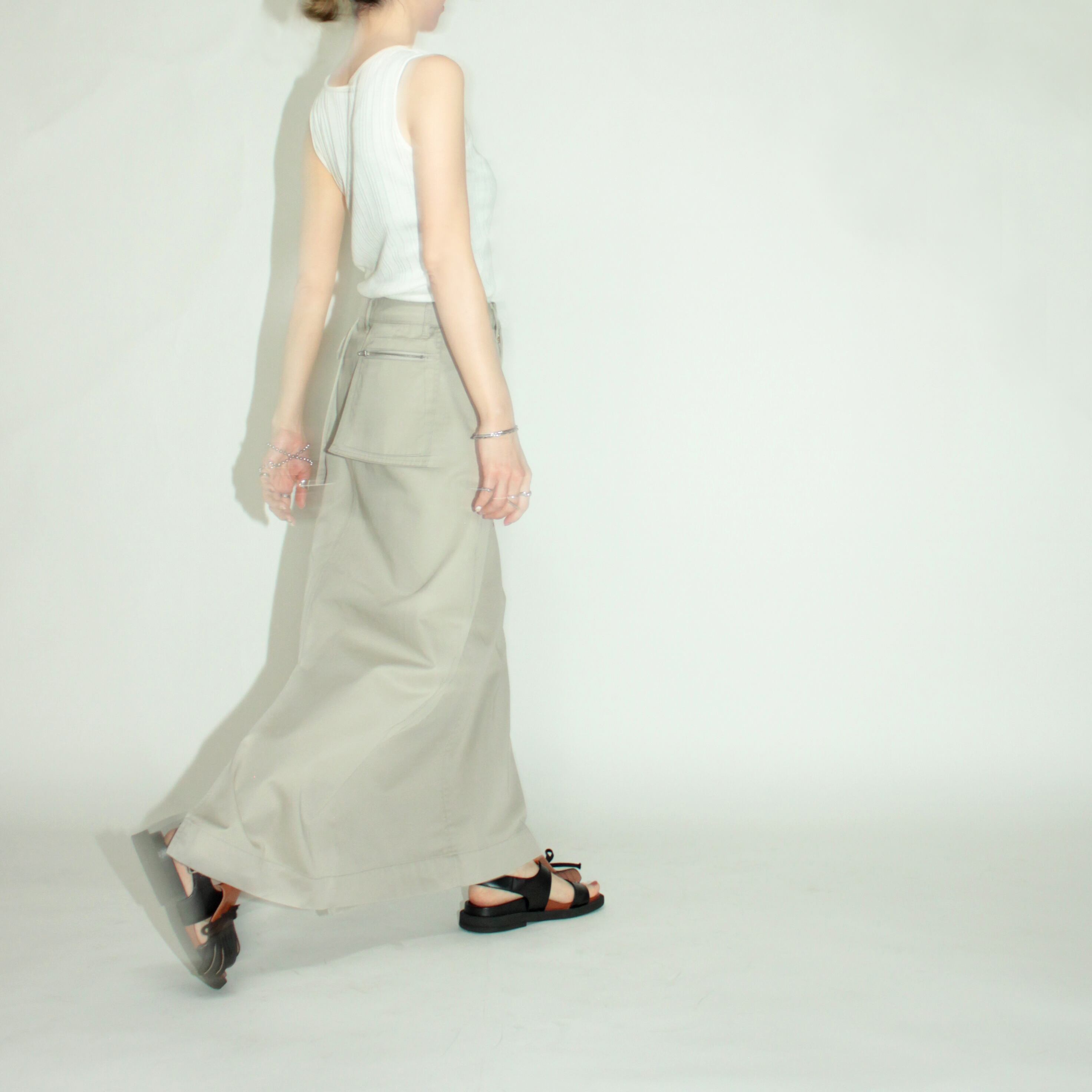 MULTI POCKET SKIRT | CLOFE