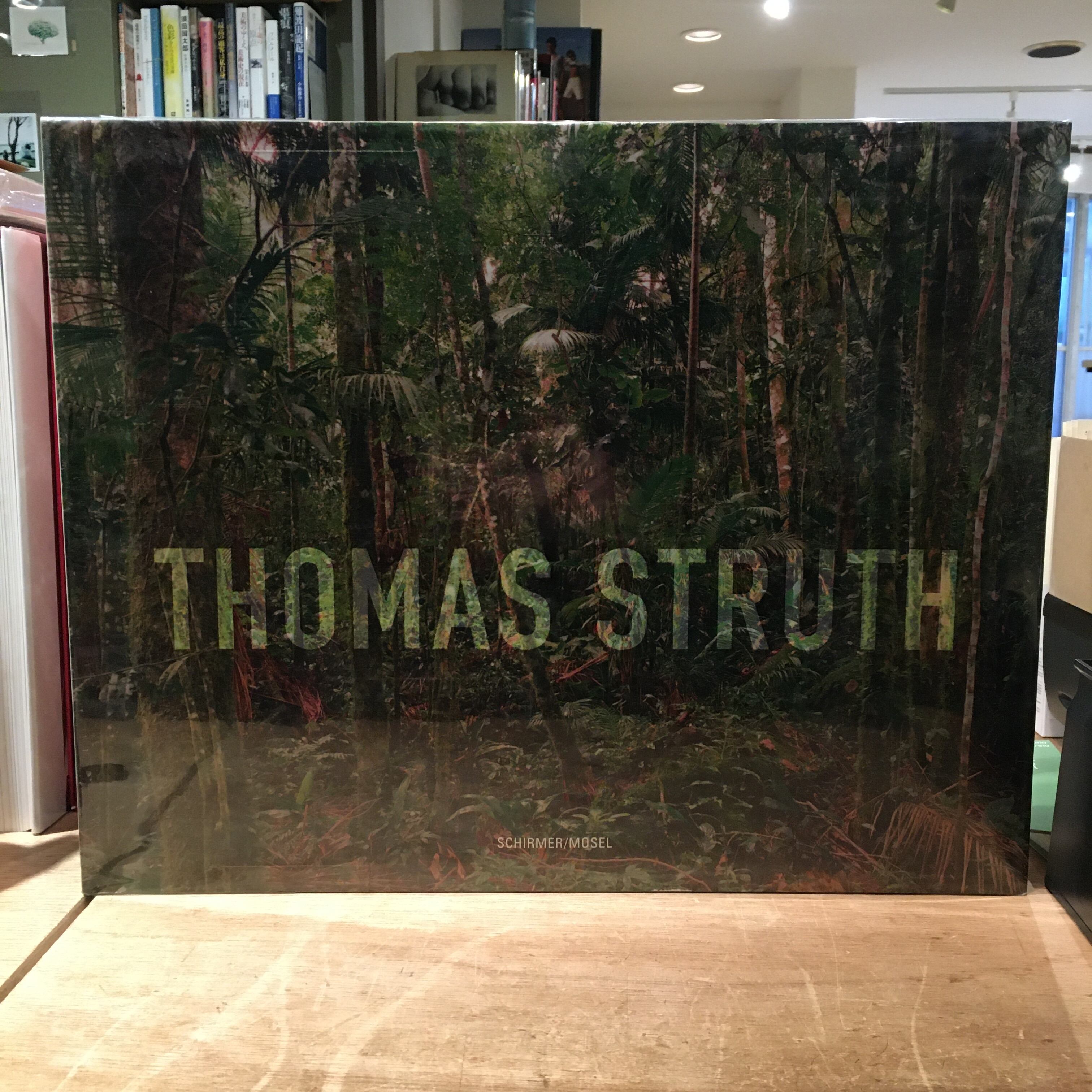 NEW PICTURES FROM PARADISE / THOMAS STRUTH | 百年