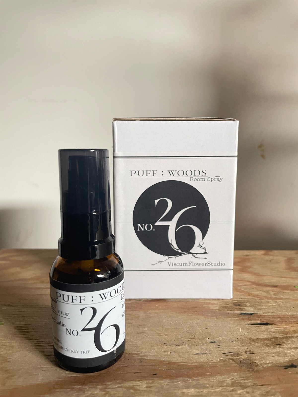 Viscum Fragrance__PUFF : WOODS_no.26_Room Spray | viscum + store