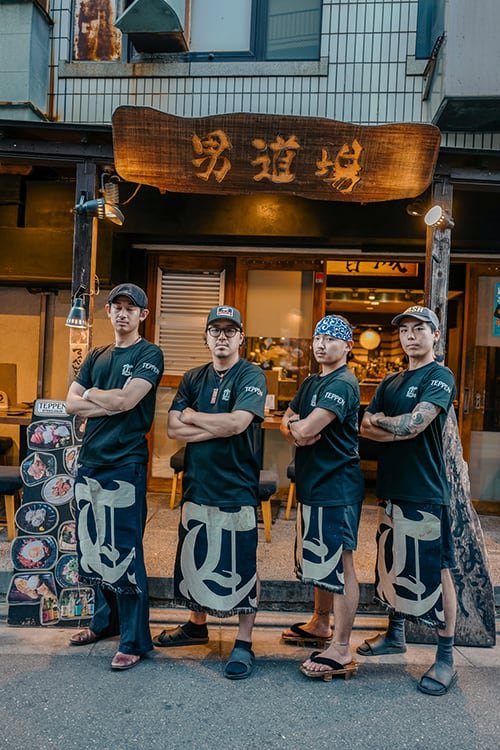 てっぺん渋谷 Souvenir / Short Sleeve Shirt - Black | TEPPEN ONLINE STORE