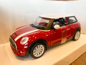 【MINI純正】CooperS プルバックミニカー 80442447939 | ミニガレージパラドックス 【ミニクーパー・BMW MINI ...
