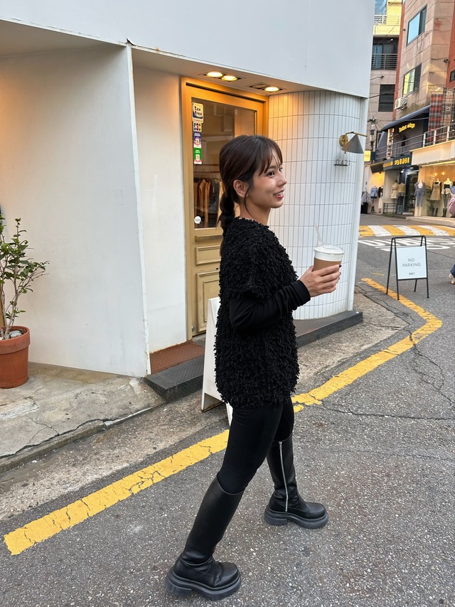 Moko moko vest Black | meme