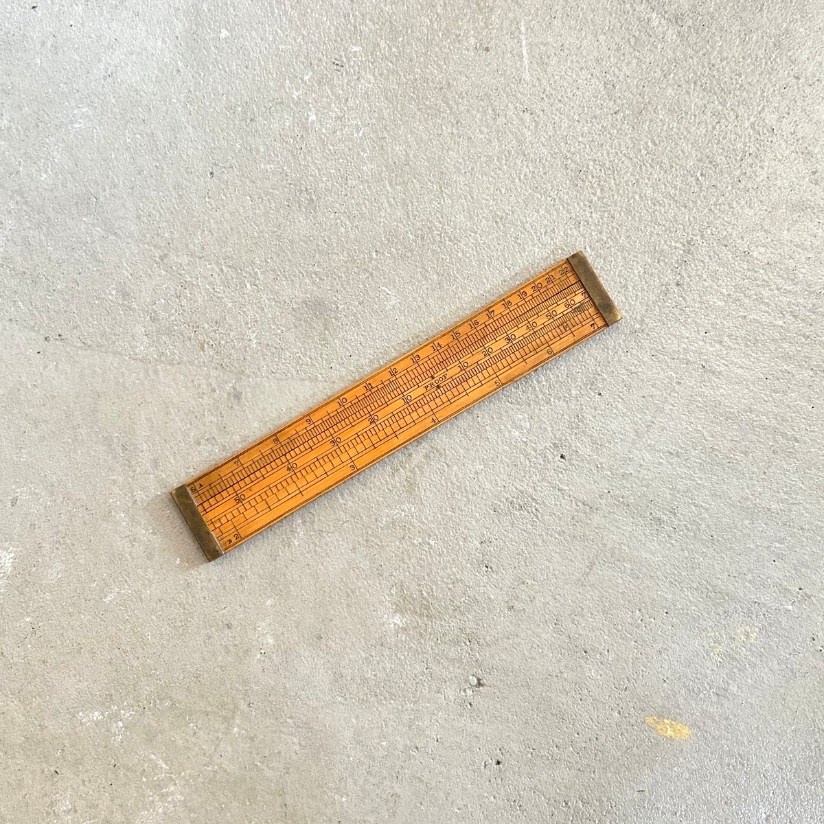 Slide Rule , England | atelier sagara