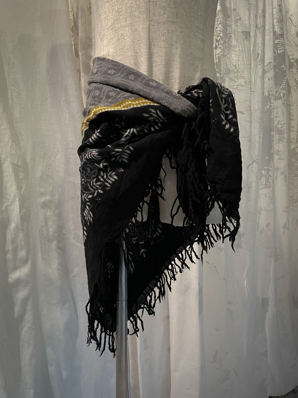 Yellow Line Fringe Square Scarf | Queens