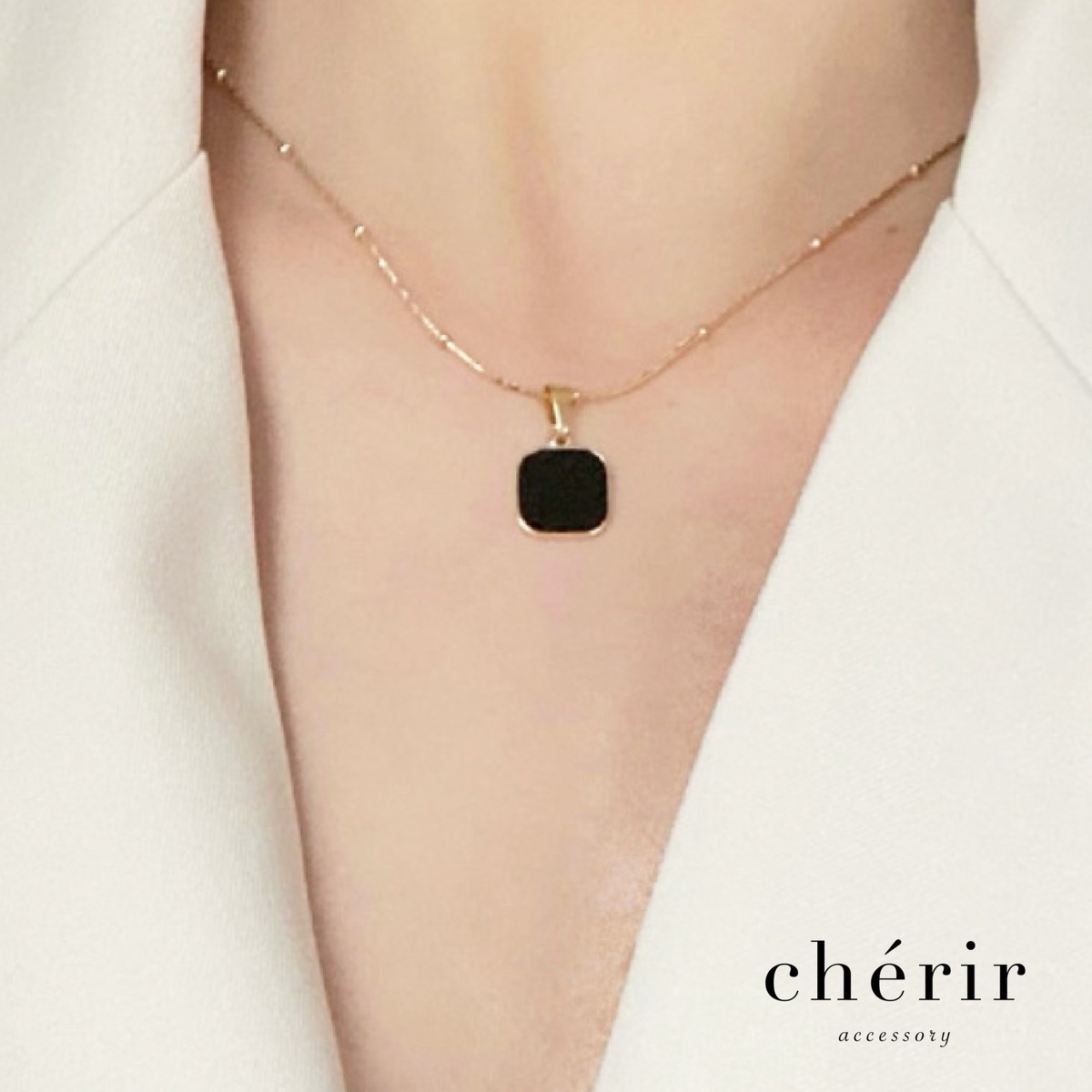 ブラックスクエアネックレス | cherir.hs