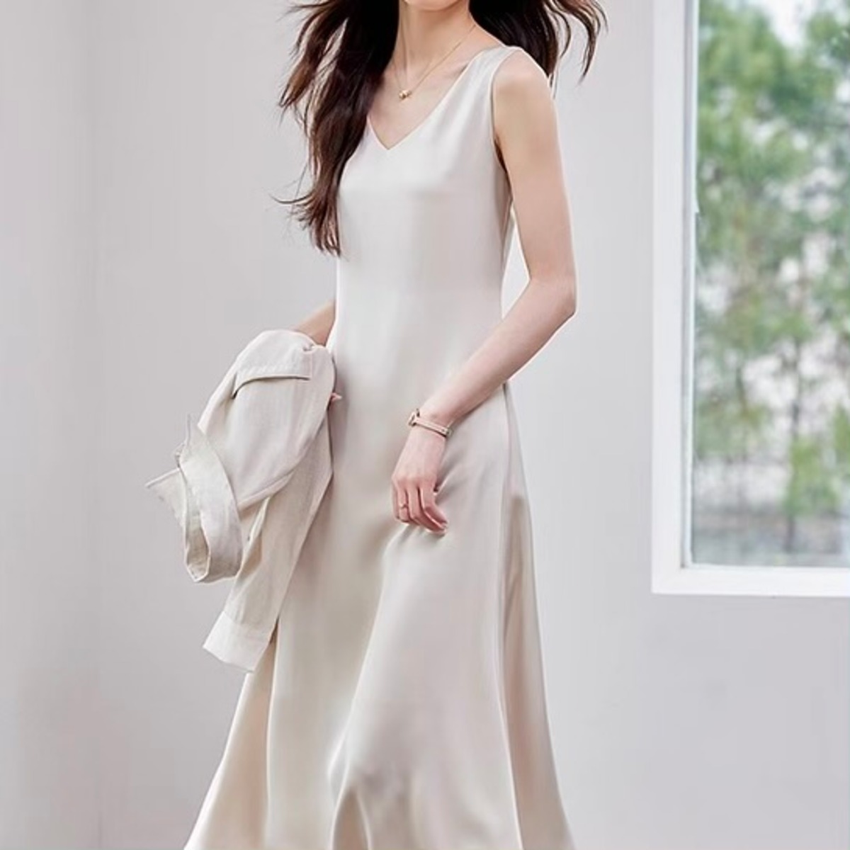 シルクタッチ Aライン ノースリーブワンピース A00501 | SproutStyle