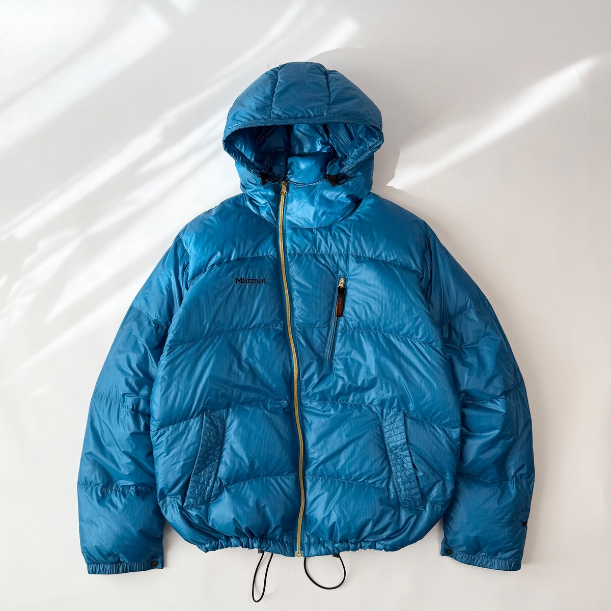Marmot × roial Asymmetrical zip down jacket | minnatakusanmitene
