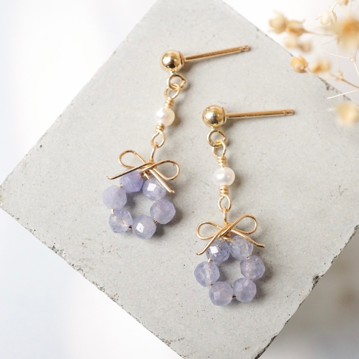 勿忘草の花結／ピアスorイヤリング | iamemi -身につける芸術品-